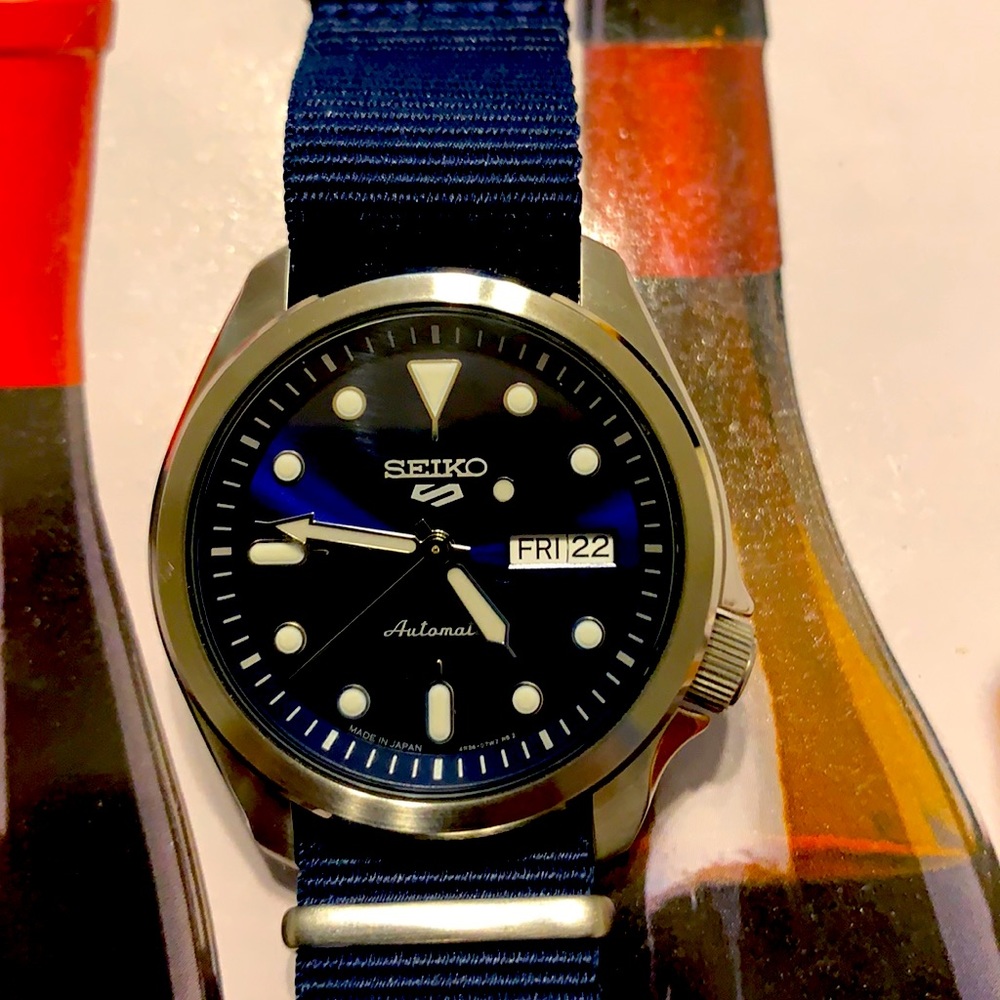 Seiko 5 Beautiful Blue Dial - Gem